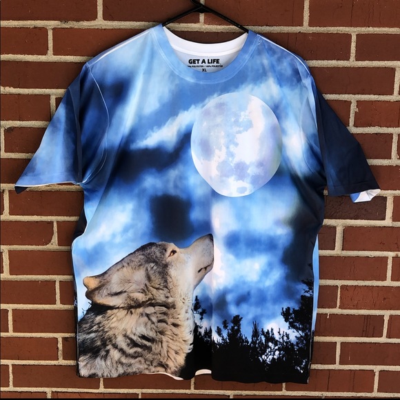 Shirts | Wolf Howling At The Moon Tshirt | Poshmark
